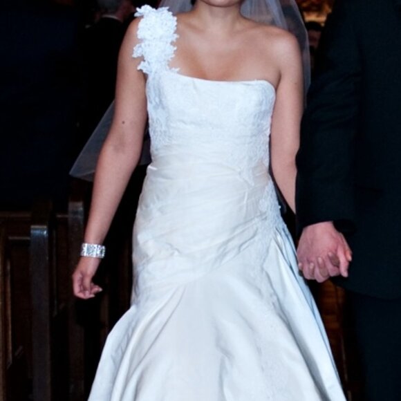 JLM Couture Lazaro | Dresses | Ivory Silk Lace Shoulder Aline Draping ...